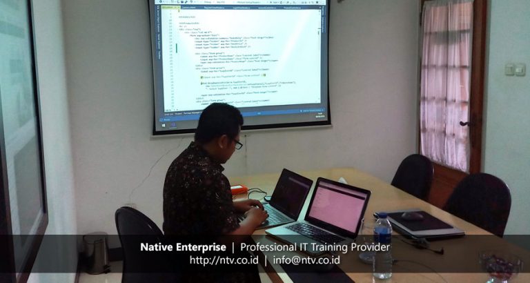 Training "Full Stack ASP.NET Core and RESTful API ASP.NET Core" bersama Diskominfoarpus Kota ...